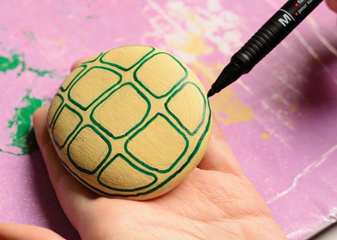 Rock Turtle Craft - Easy Peasy and Fun
