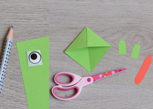 Frog Corner Bookmarks - Easy Peasy and Fun
