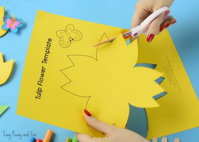 Paper Tulip Flower Craft with Printable Template - Easy Peasy and Fun