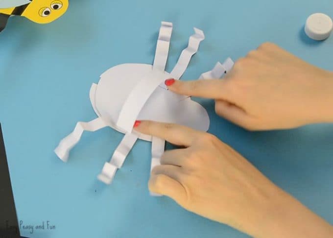 Beetle Paper Hand Puppet Template - Easy Peasy and Fun