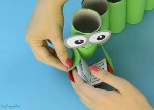 DIY Bookworm Paper Roll Pencil Holder - Easy Peasy and Fun