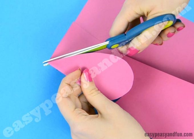 Heart On a Paper Straw - Easy Peasy and Fun