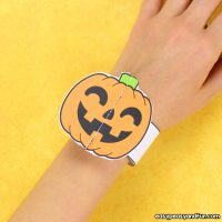Halloween Bracelets for Kids - Printable Paper Bracelets - Easy Peasy ...