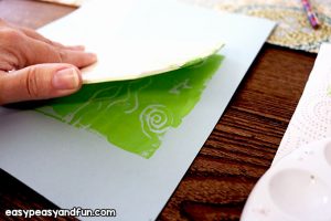 Printmaking Lesson For Kids - Easy Peasy and Fun