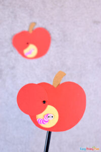Worm in Apple Paper Craft - Easy Peasy and Fun