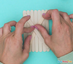 How to Make a Craft Stick Elf - Easy Peasy and Fun